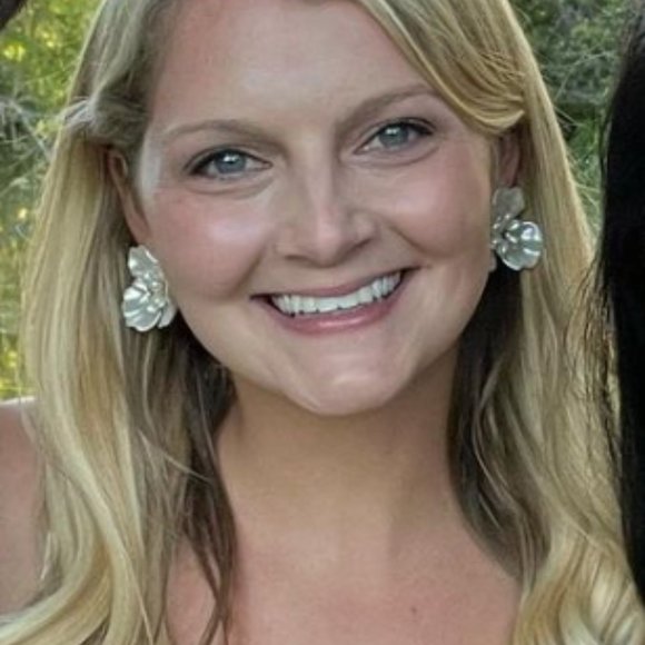 Made by Maddie Designs | Jewelry | Made By Maddie Designs White Floral ...